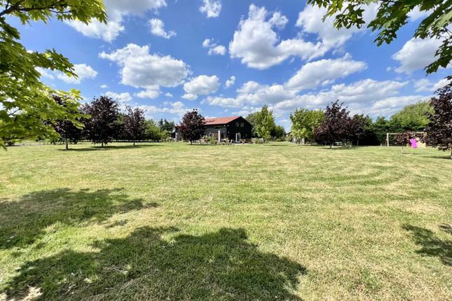 Peartree Lane, Upminster RM14, 5 bedroom detached house for sale ...