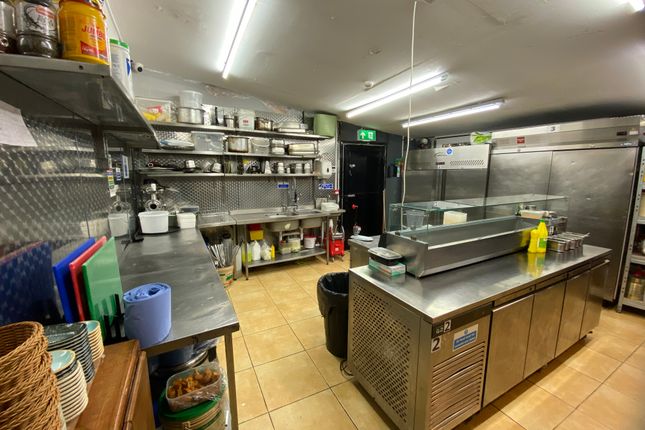 Wellfield Road, Cardiff CF24, restaurant/cafe to let - 64840114 ...