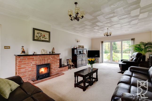 Church Road, Gosfield, Halstead, Essex CO9, 4 bedroom detached bungalow ...