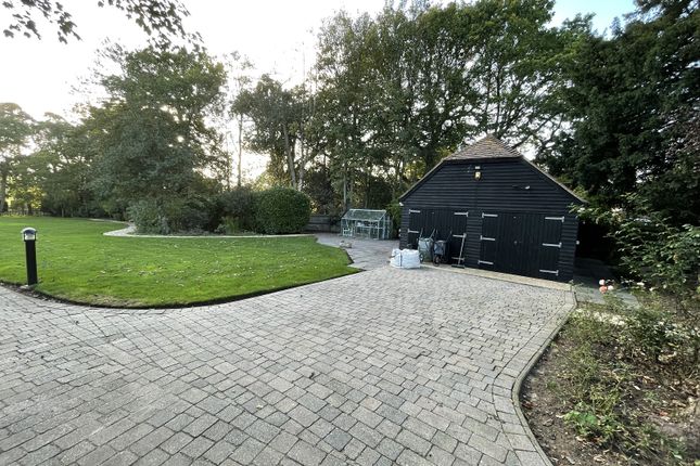 Manor Gardens, Westoning, Bedford, Bedfordshire. MK45, 6 bedroom ...
