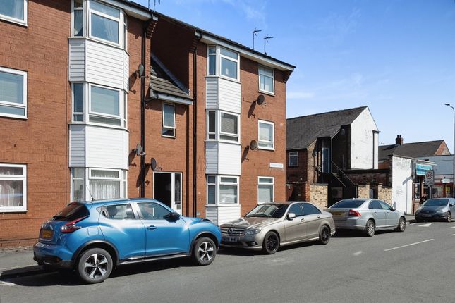 Durham Court, Durham Street, Hull HU8, 2 bedroom flat for sale ...
