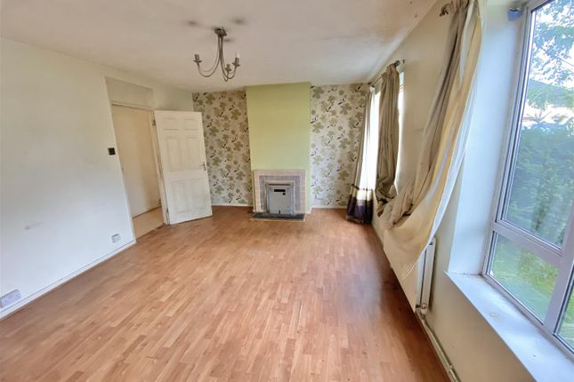 Winsley Road, Matson, Gloucester GL4, 2 bedroom flat for sale ...
