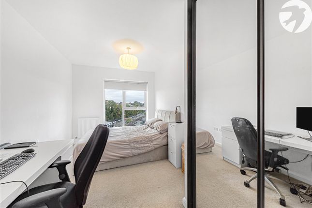 James Smith Court, Langley Square, Dartford, Kent DA1, 2 bedroom flat ...
