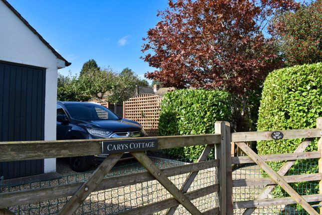 May Lane, Pilley, Lymington SO41, 3 bedroom end terrace house for sale ...