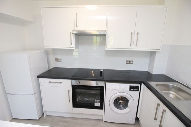 Danetree Close, Epsom KT19, 1 bedroom terraced house to rent - 67317876 ...