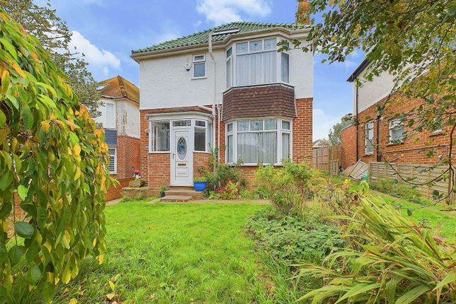 Homes for Sale in Lancing - Buy Property in Lancing - Primelocation