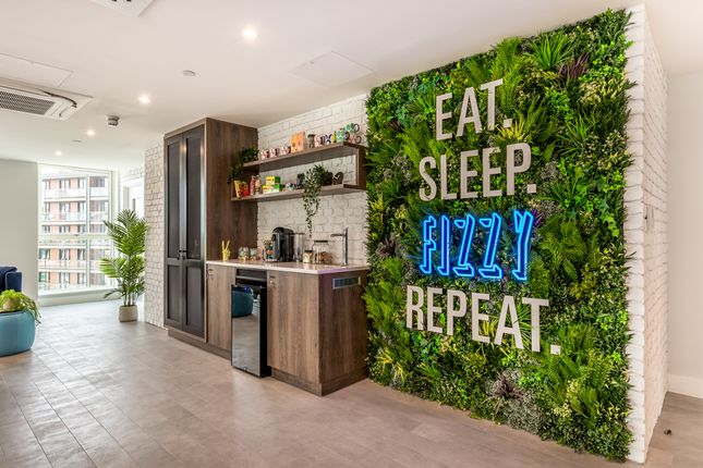 Silvertown Way, London E16, studio to rent - 67155518 | PrimeLocation