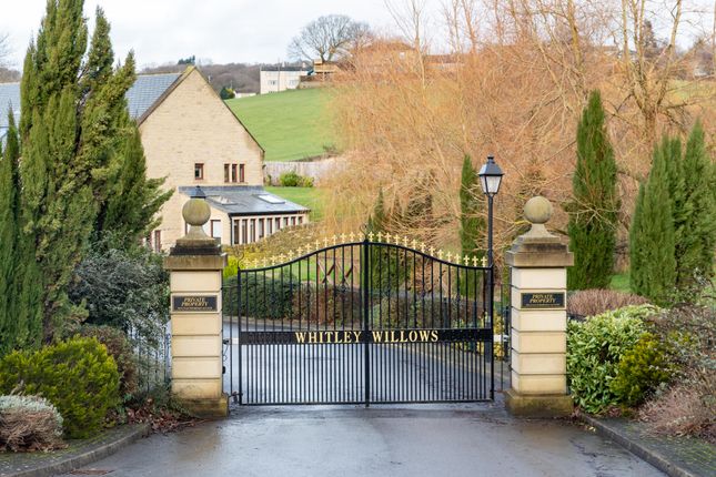Whitley Willows, Huddersfield HD8, 5 bedroom detached house for sale ...