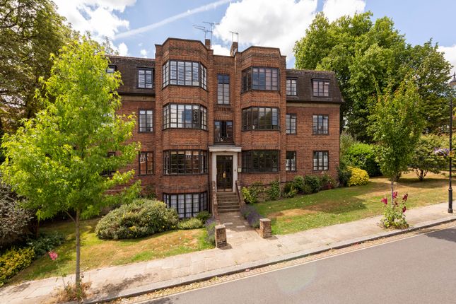 Belsize Court, Wedderburn Road, Belsize Park NW3, 3 bedroom flat for ...