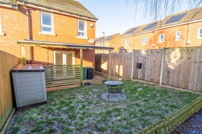 Lowood Lane, Birstall WF17, 3 bedroom semi-detached house for sale ...