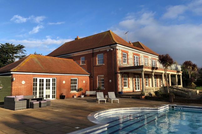 Homes for Sale in Dovercourt - Buy Property in Dovercourt - Primelocation