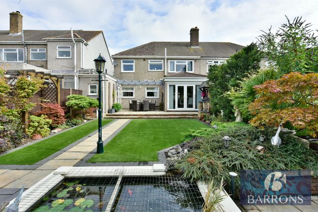 Pear Tree Walk, Cheshunt, Waltham Cross EN7, 4 bedroom semi-detached ...