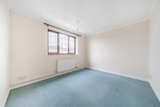 Pencaerfenni Park, Crofty, Swansea SA4, 3 bedroom detached bungalow for ...