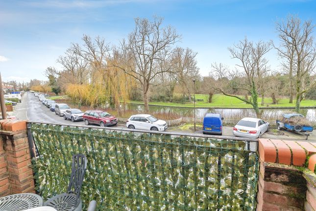 Waterside, Peartree Bridge, Milton Keynes MK6, 3 bedroom terraced house ...