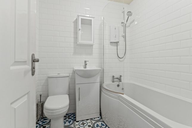 Aigburth Drive, Liverpool L17, 2 bedroom flat for sale - 69614720 ...