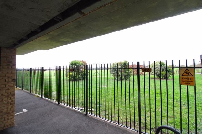 Tanners Close, Crayford, Dartford DA1, 1 bedroom flat for sale ...