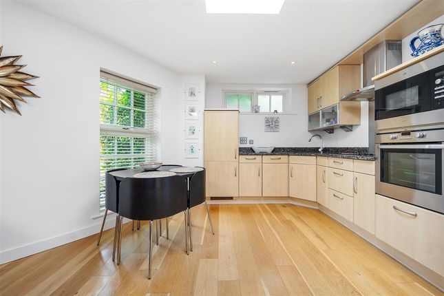 Arcadian Place, London SW18, 1 bedroom flat for sale - 52355103 ...