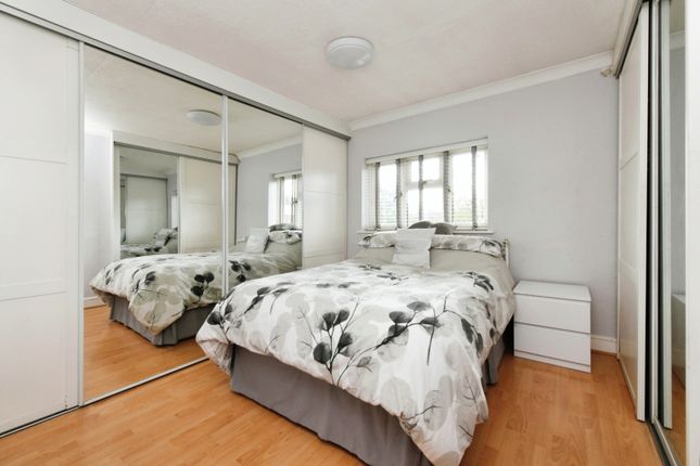 Danes Way, Pilgrims Hatch, Brentwood, Essex CM15, 5 bedroom semi ...