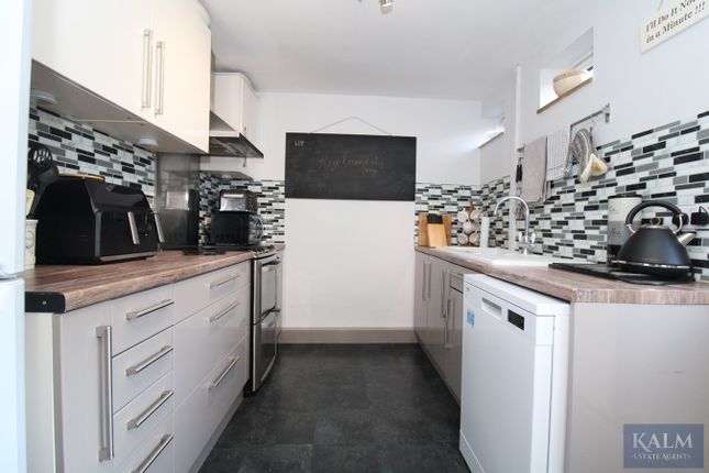 Spring Drive, Stevenage SG2, 2 bedroom terraced house for sale ...