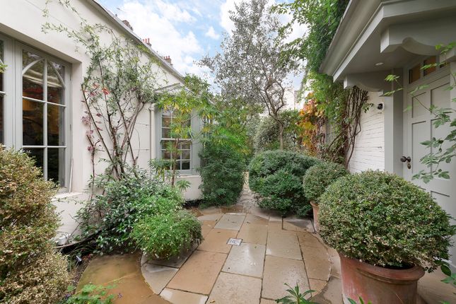 Eaton Terrace, Belgravia, London SW1W, United Kingdom, 4 bedroom ...