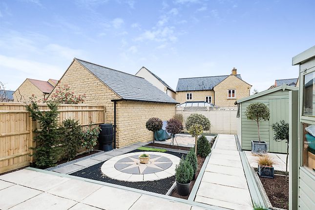 Hazeldene Close, Eynsham, Witney OX29, 3 bedroom semi-detached house ...