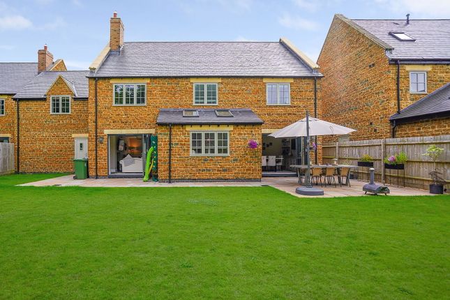 Manor Farm Court, Priors Marston, Warwickshire CV47, 5 bedroom link ...