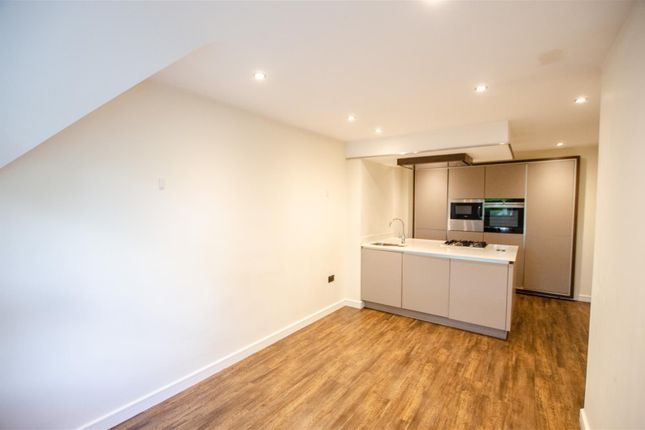 Stratford Road, Shirley, Solihull B90, 2 bedroom flat to rent ...