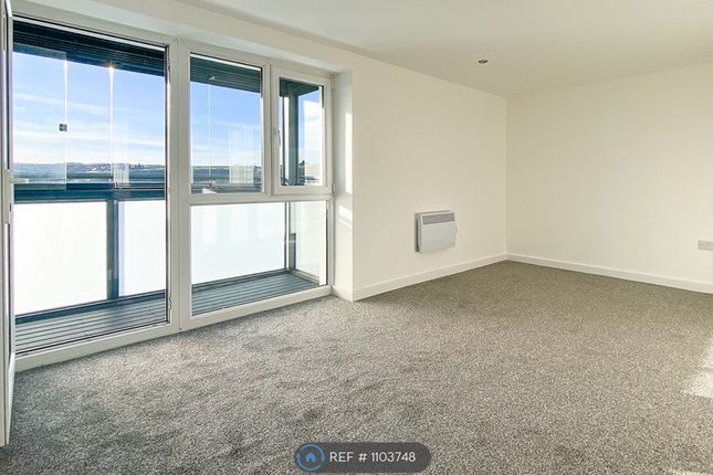 Mixenden Road, Halifax HX2, 2 bedroom flat to rent - 58549249 ...