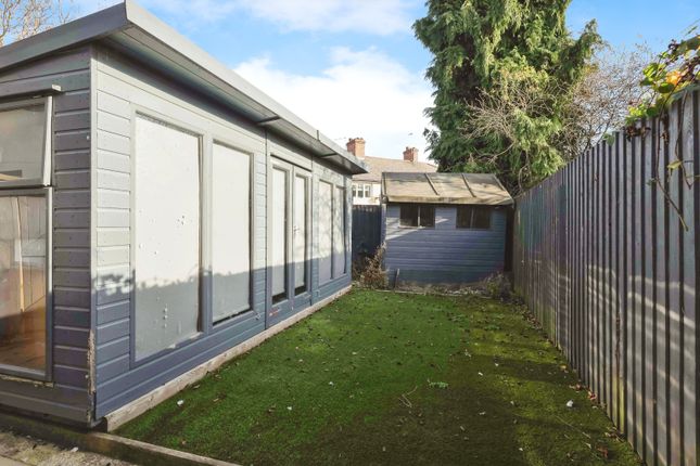 Hullbrook Road, Birmingham, West Midlands B13, 2 bedroom detached house ...