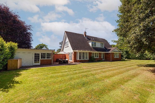 Haymeads Drive, Esher KT10, 4 bedroom detached house for sale ...