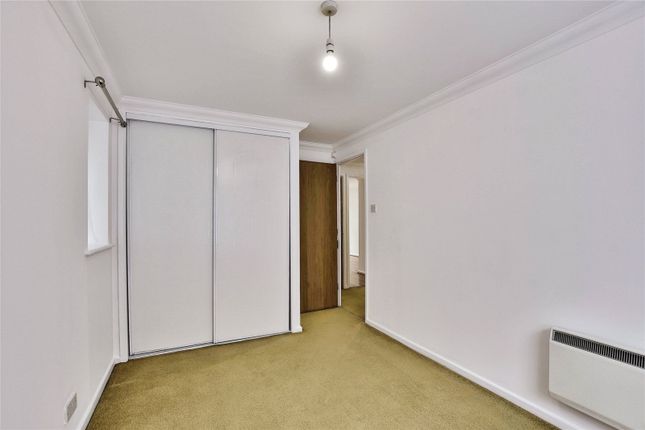 River Bank Close, Maidstone, Kent ME15, 2 bedroom flat to rent ...