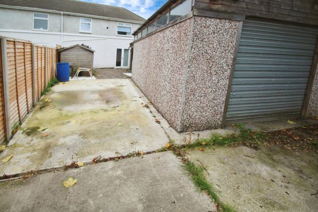 Knoll Beck Crescent, Brampton, Barnsley, South Yorkshire S73, 3 bedroom ...