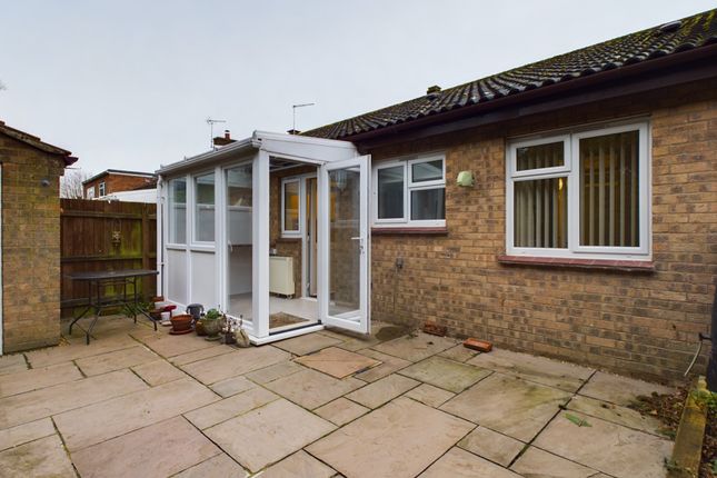 Allens Close, Barton, Cambridge CB23, 2 bedroom terraced bungalow for ...