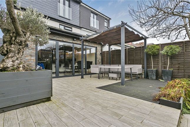 Wills Crescent, Whitton, Hounslow TW3, 4 bedroom semi-detached house ...