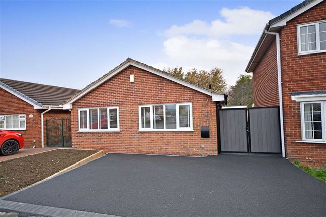 2 bed detached bungalow for sale in Castlegate Drive, Pontefract WF8 ...