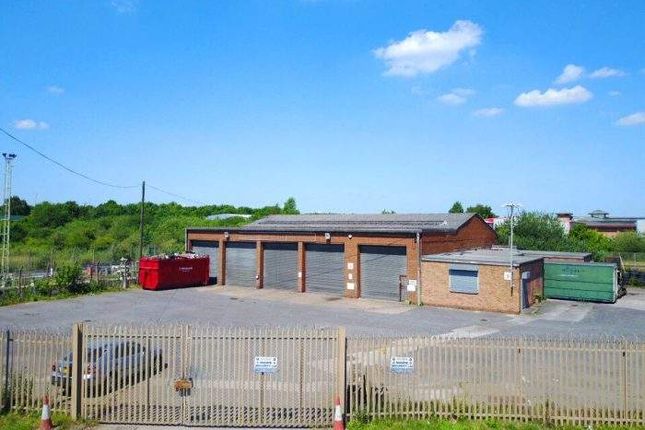 Light industrial to let in Warehouse And Yard, Private Road No.3 ...