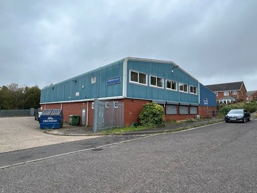 4 Faraday Close, Drayton Fields, Daventry, Northants NN11, light ...