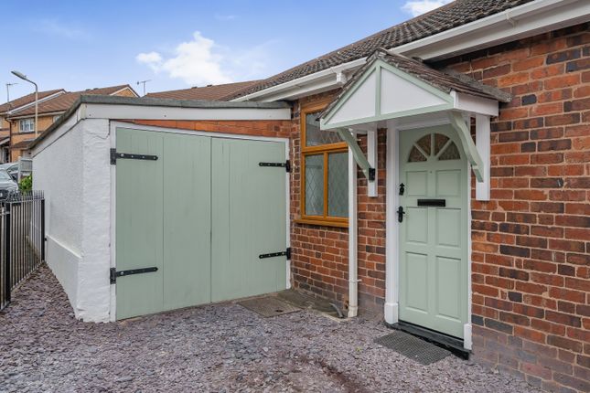 Cradley Road, Netherton, Dudley DY2, 2 bedroom bungalow for sale ...