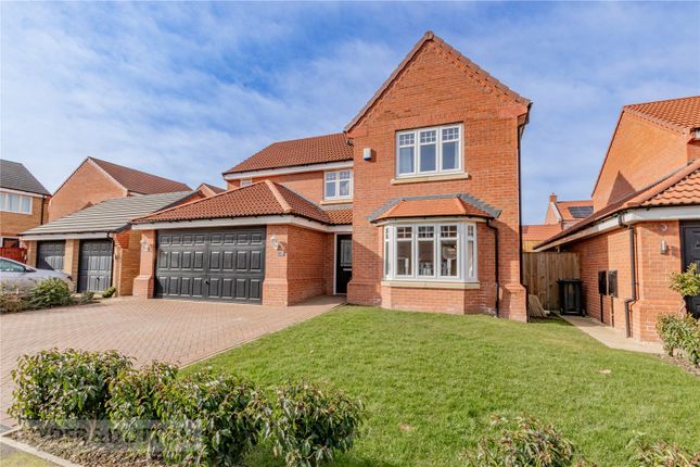 Highfield Close, Fixby, Huddersfield, West Yorkshire HD2, 4 bedroom ...