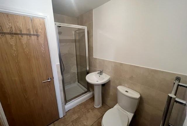 The Corner House, 129 Godwin Street, Bradford BD1, 1 bedroom flat to ...