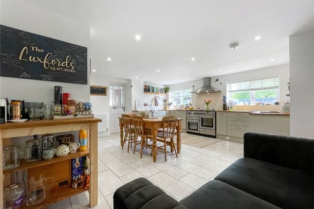 Keycol Hill, Bobbing, Sittingbourne, Kent ME9, 3 bedroom semi-detached ...