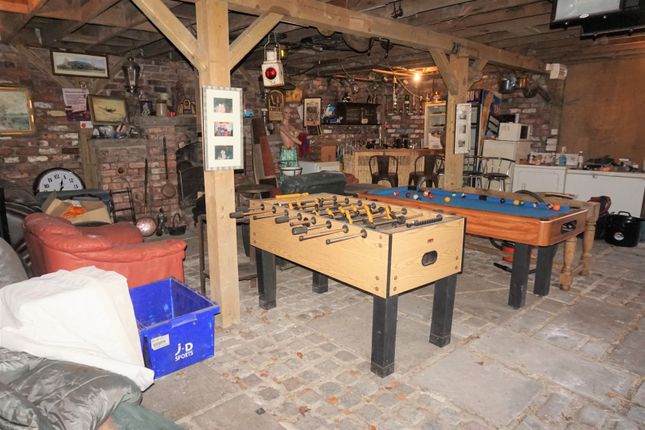 Irlam Moss, Manchester M44, 4 bedroom detached house for sale ...