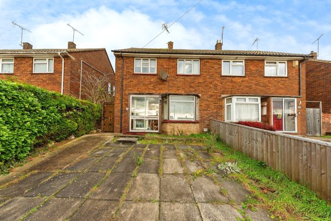 Kirkwood Road, Luton LU4, 3 bedroom semi-detached house for sale ...
