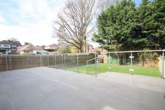 High Beeches, Chelsfield BR6, 4 bedroom detached house for sale ...