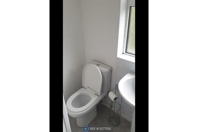 Hillingdon Hill, Uxbridge UB10, 2 bedroom maisonette to rent - 68679590 ...
