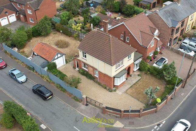 Wroxham Road, Sprowston, Norwich NR7, 4 bedroom detached house for sale ...