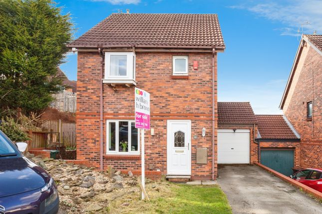 Ibbetson Drive, Churwell, Leeds LS27, 3 bedroom link-detached house for ...