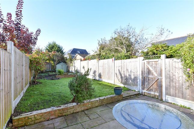 Gordon Terrace, Rochester, Kent ME1, 3 bedroom end terrace house for ...