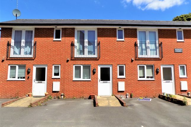 Alexandra Road Farnborough Gu14 1 Bedroom Terraced House For Sale