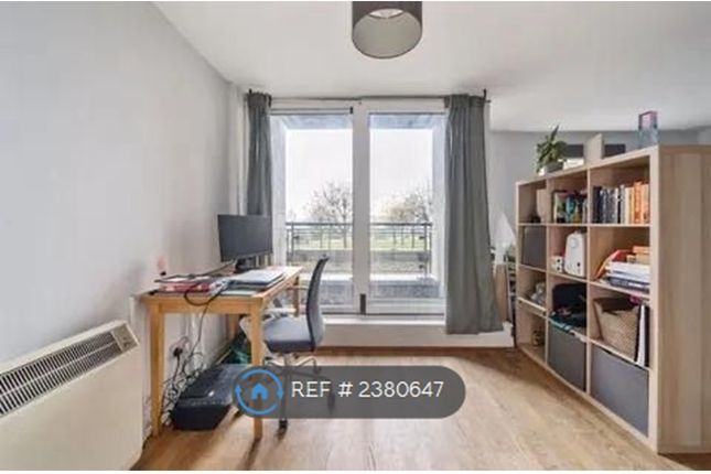 Fishguard Way, London E16, 1 bedroom flat to rent - 69559662 ...